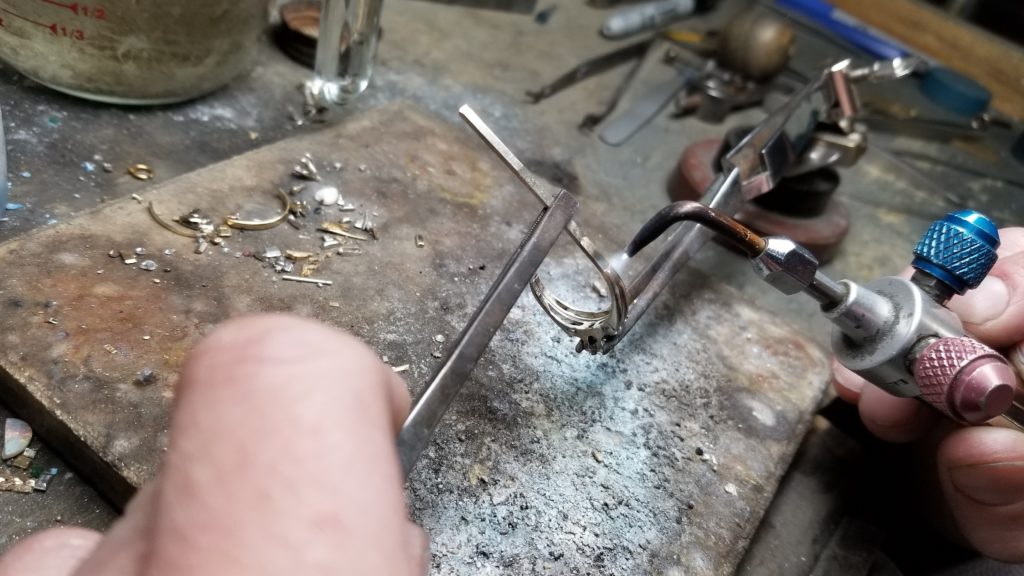 Oshkosh Jewelers – Where the work gets done.